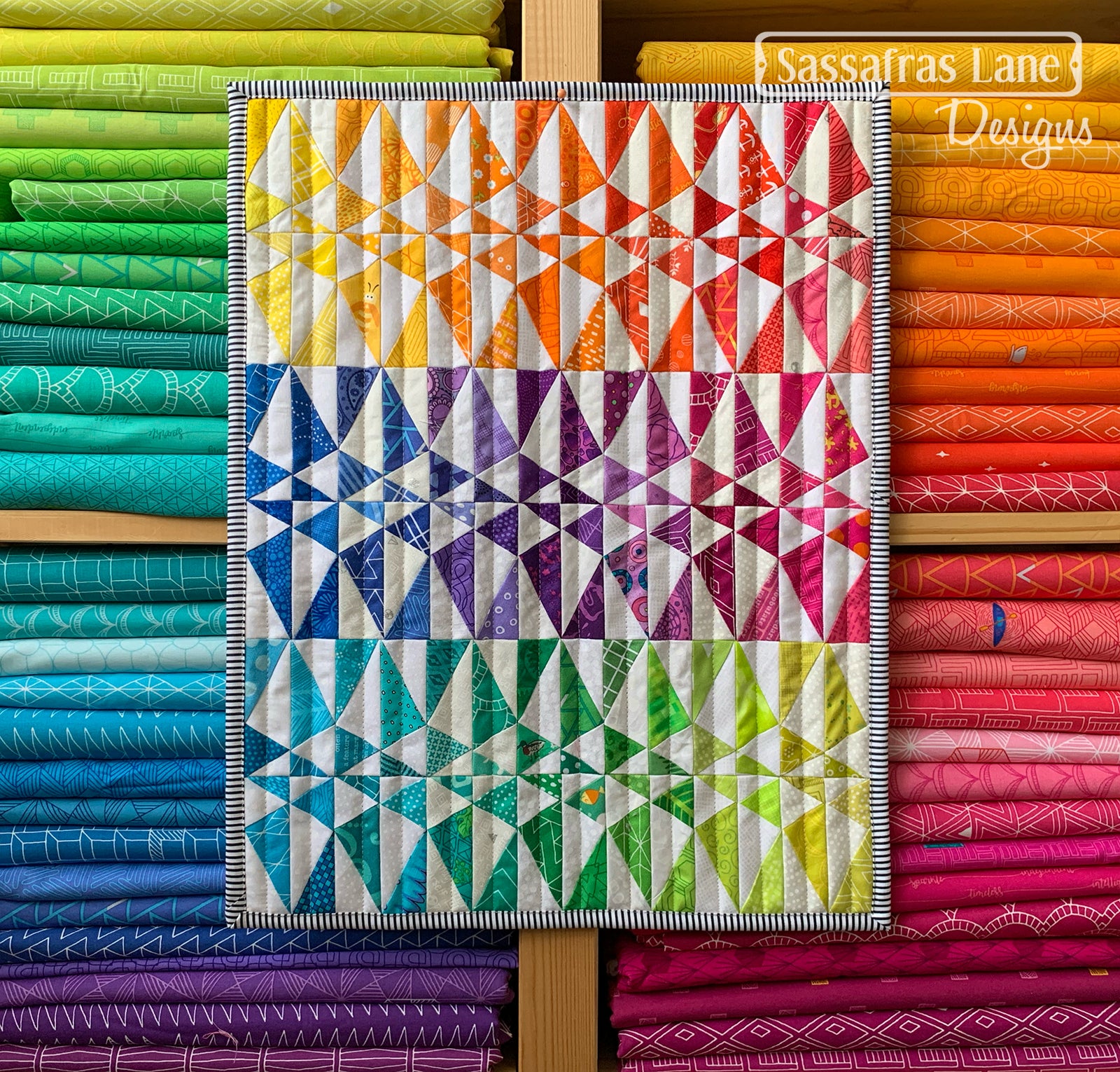 Mini Euclid Avenue Quilt Pattern – Sassafras Lane Designs